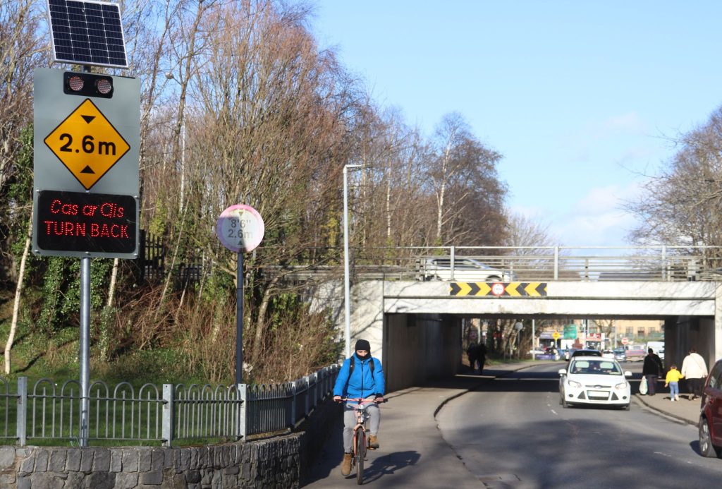 Solar Powered Overheight Vehicle Detection & Low Bridge Warning System ...